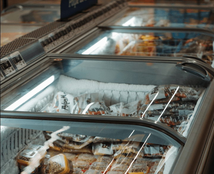 Overview of the UK Frozen Ready Meal Market: Growth, Retail Trends, Ow ...